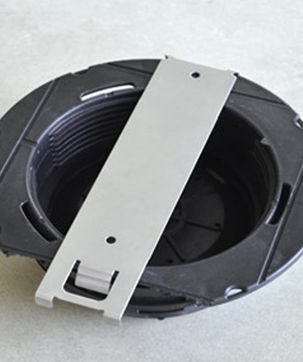 Uptec Clip Vertical Base | Topps Tiles