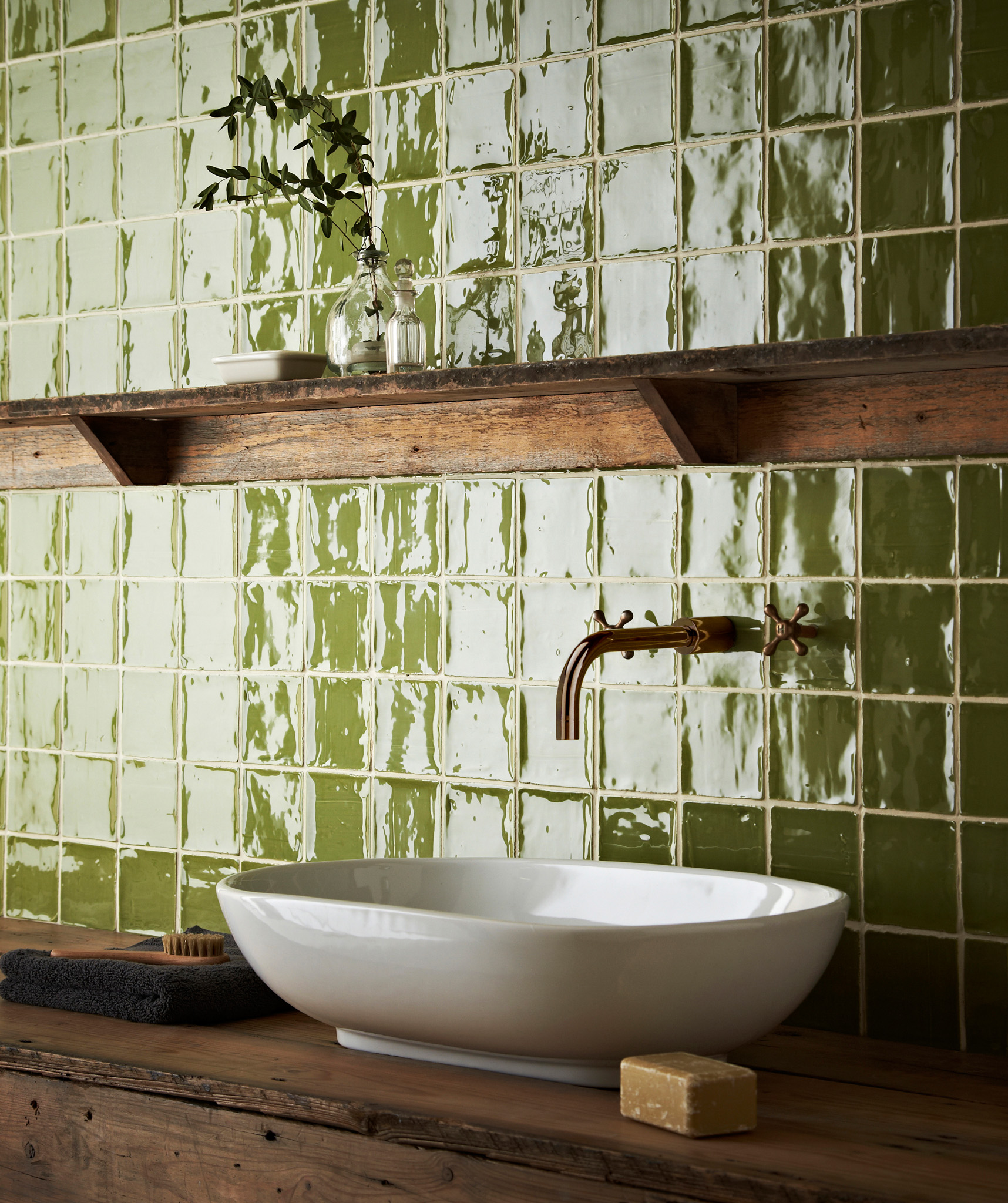 Minton Hollins Country Rustic Collection | Topps Tiles